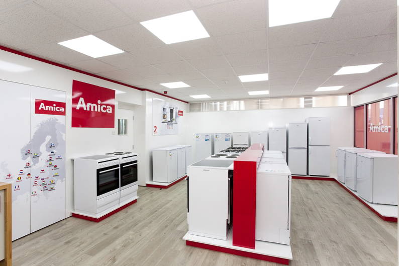 Amica opens first strategic showroom in UK - The KBzine