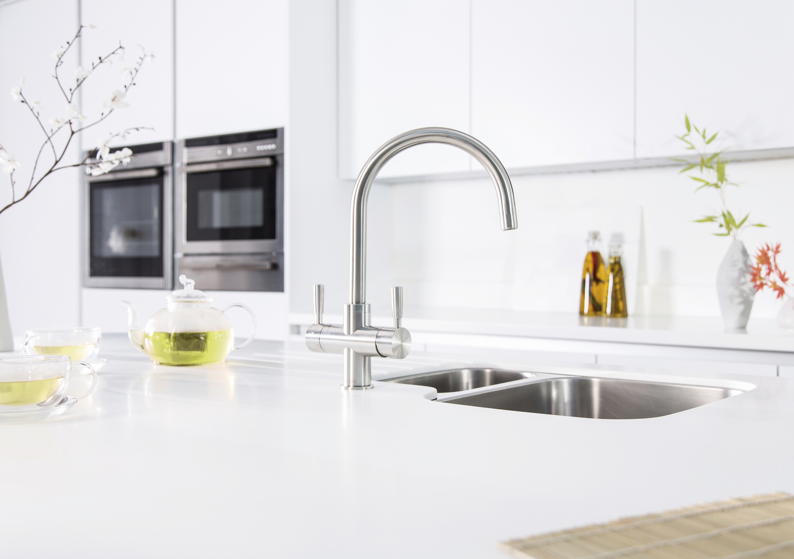 Ruth Hinks, UK World Chocolate Master, joins Franke at KBB 2016 – Stand ...